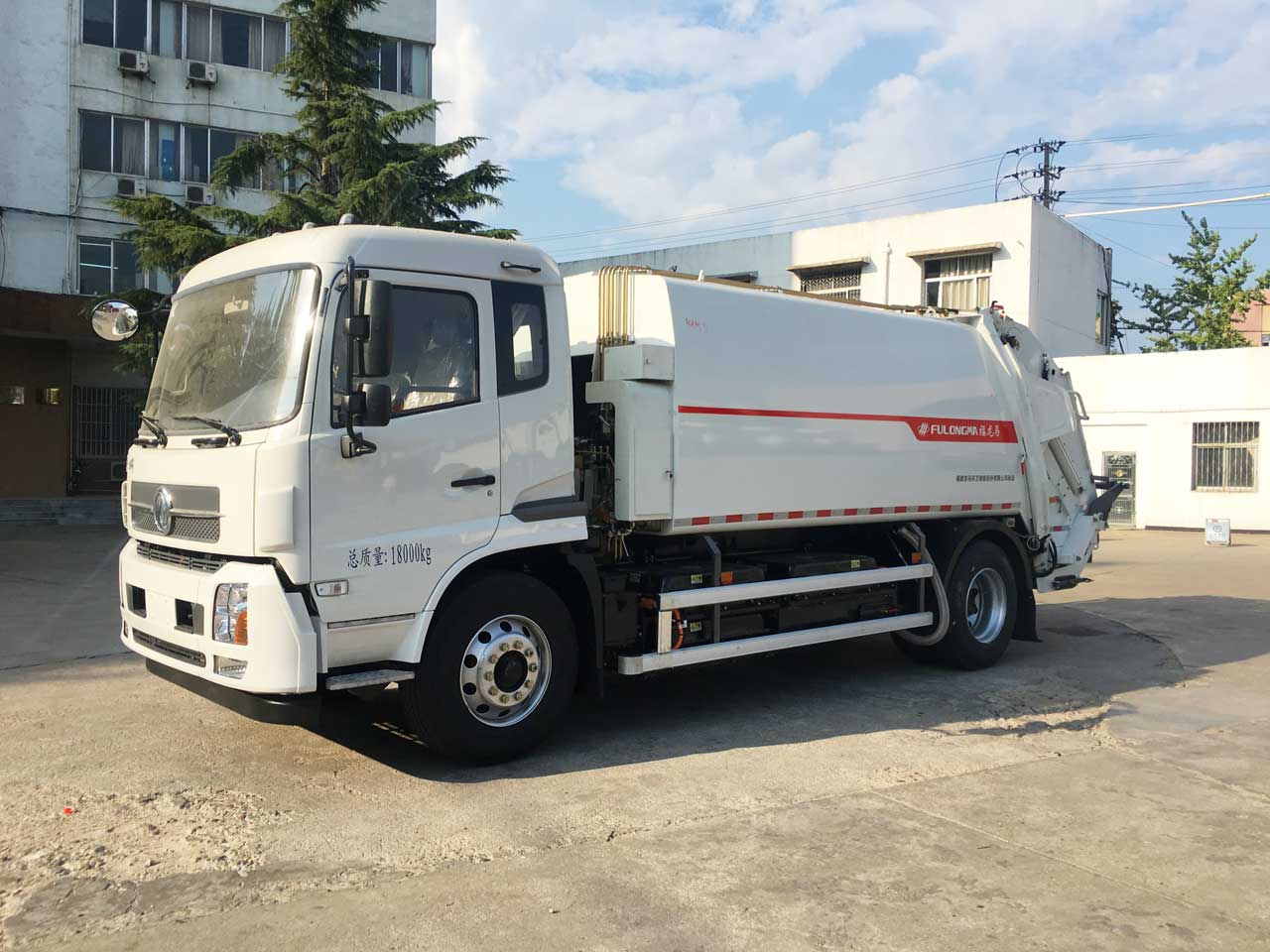 New Energy Sanitation vehicle VS. Traditional Fuel Sanitation Vehicle ...